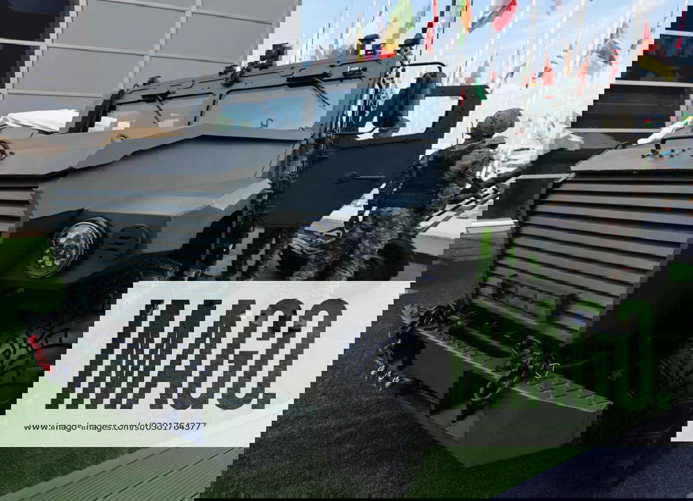 RUSSIA, MOSCOW REGION - : A Planshet-A automated artillery fire control ...