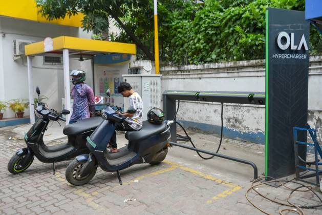 OLA EV Hypercharging Station In Kolkata. People are seen charging their ...