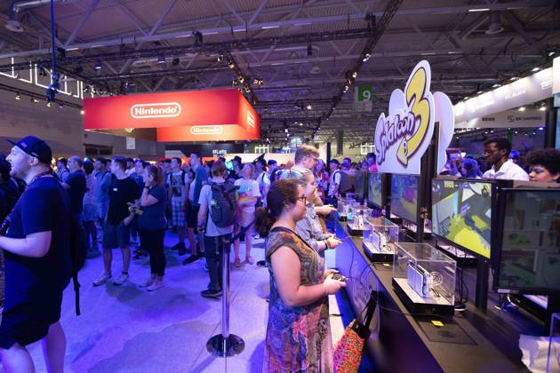 Visitors playing on game consoles, general, feature, border motif ...