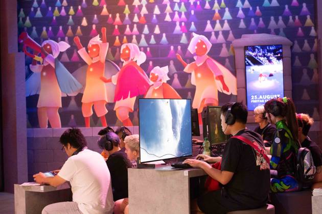 Visitors playing on game consoles, general, feature, border motif ...