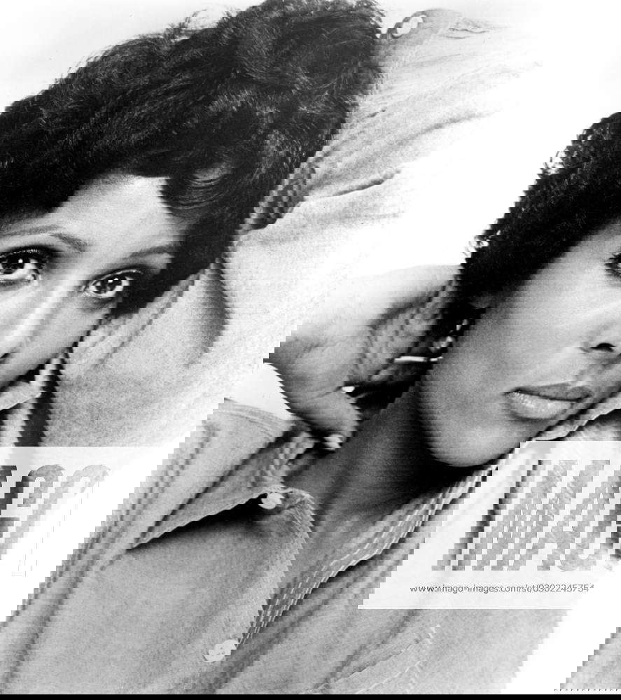 Kim Hamilton, head and shoulders Publicity Portrait for the Television ...