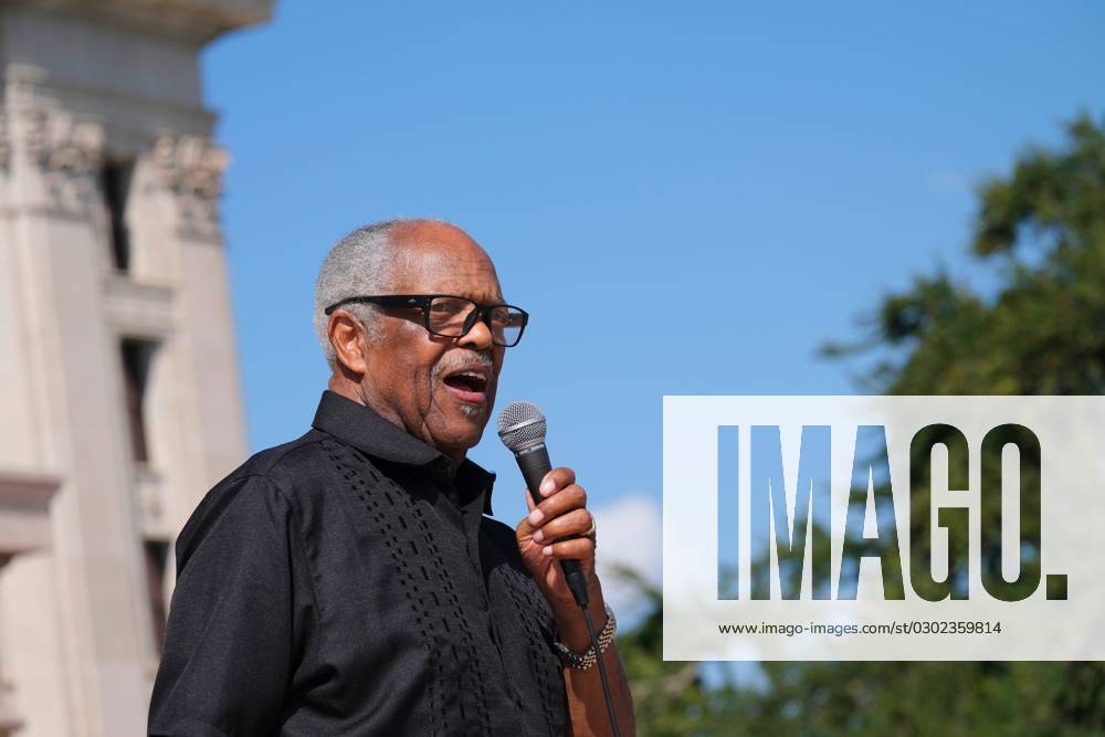 Syndication: The Oklahoman Rev. John Reed speaks at the rally and ...