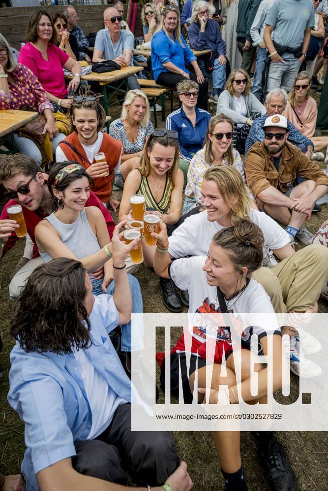 VLIELAND - Visitors watch a performance during the annual Into The ...