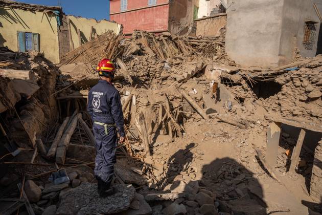 Over 2900 Killed In Rare Powerful Quake - Morocco Firefighters from the ...