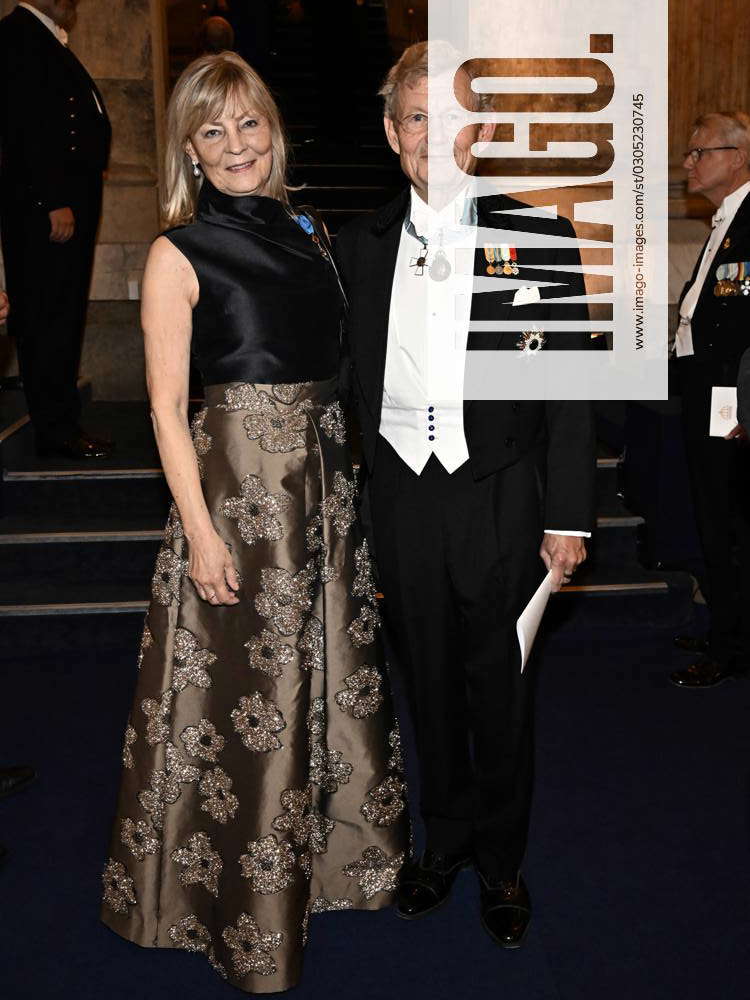 STOCKHOLM 20230915 Jacob Wallenberg med fru Annika Levin anländer till ...