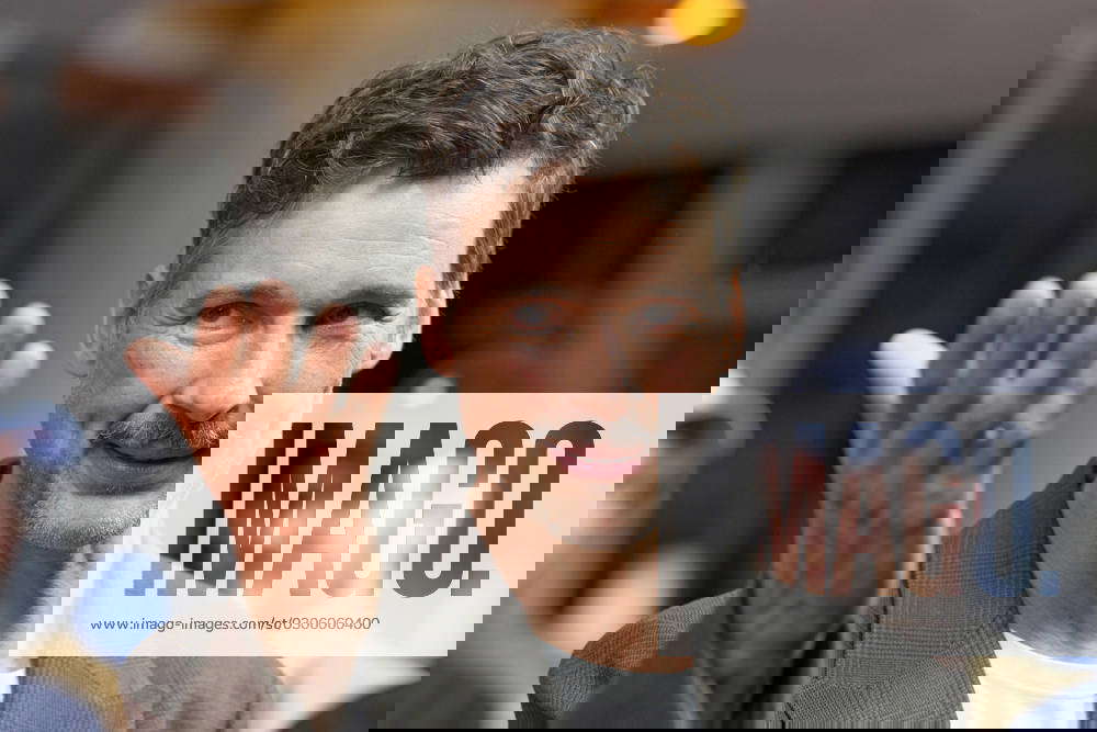 Actor Florian David Fitz at the premiere of the film Wochenendrebellen ...