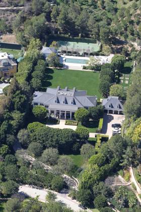 Jami Gertz and her billionaire husband Antony Ressler own this ...