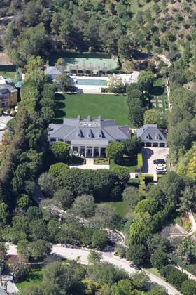 Jami Gertz and her billionaire husband Antony Ressler own this ...