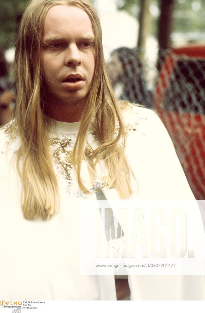 Wakeman, Rick Rick Wakeman ( Yes ) Mid 70s Credit all uses, Credit:Michael Putland Avalon