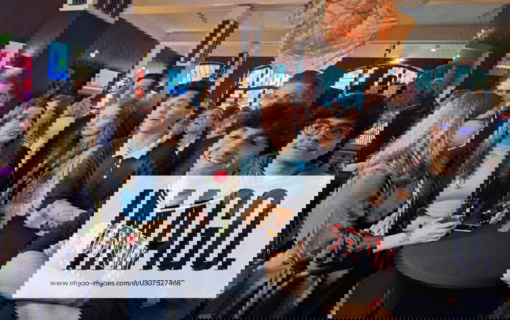 Wiesbaden, Hesse, Germany, 08 10 2023 state election in Hesse ...