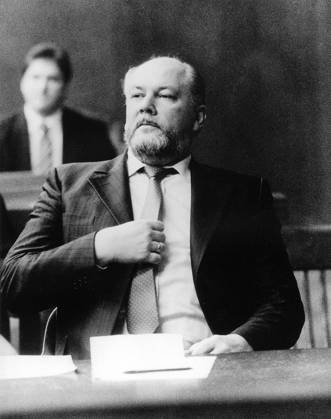 THE ICEMAN CONFESSES: SECRETS OF A MAFIA HITMAN, Hitman Richard ...