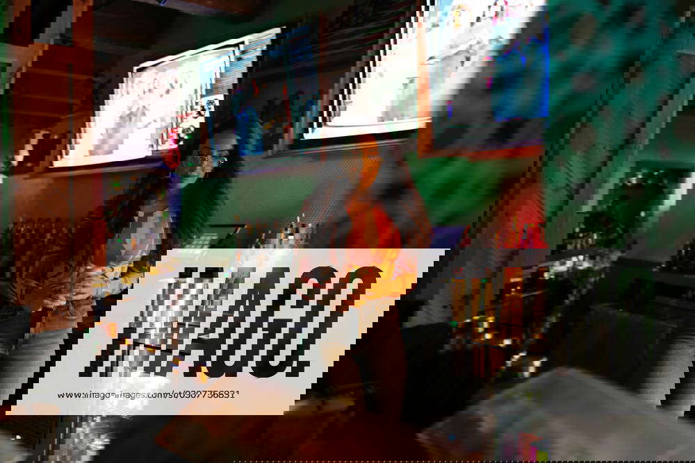 October 9, 2023: Alexis Pavlatos works a shift at Good Night John Boy ...