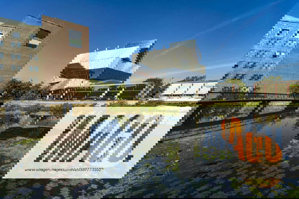 Experimenta Science Center Experimenta Science Center and Lake ...