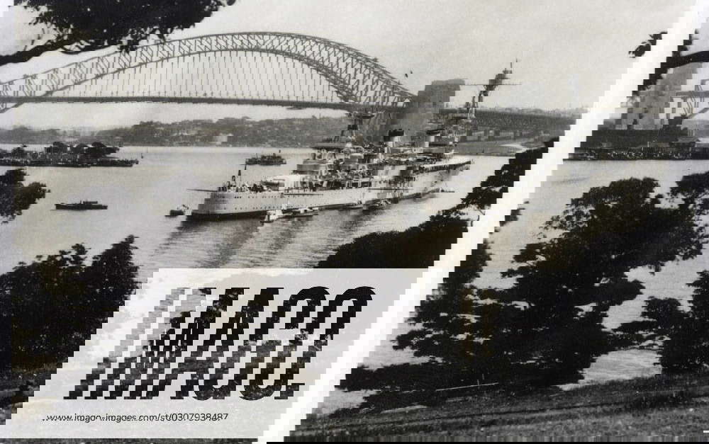 USS Augusta, American cruiser, Sydney Harbour USS Augusta (CA31 ...