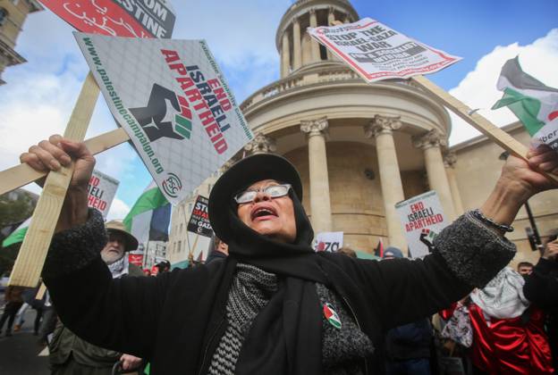 Palestinian Supporters Stage Protest March in London, UK - 14 Oct 2023 ...