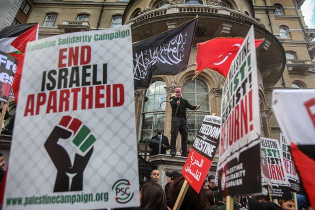 Palestinian Supporters Stage Protest March in London, UK - 14 Oct 2023 ...