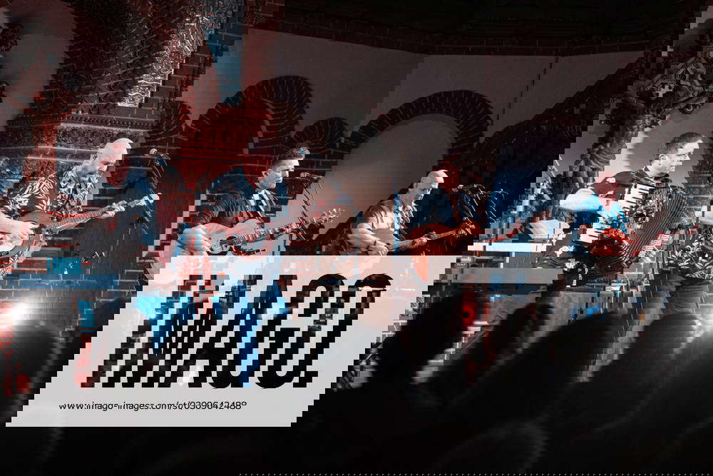 Darren Holden, Finbarr Clancy, Brian Dunphy, Paul OBrien, Concert The ...