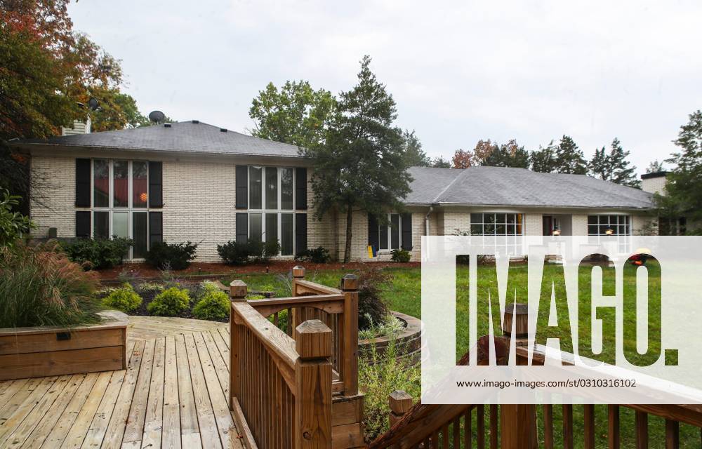 Syndication: The Courier-Journal Larry Shapin bought this white ranch ...