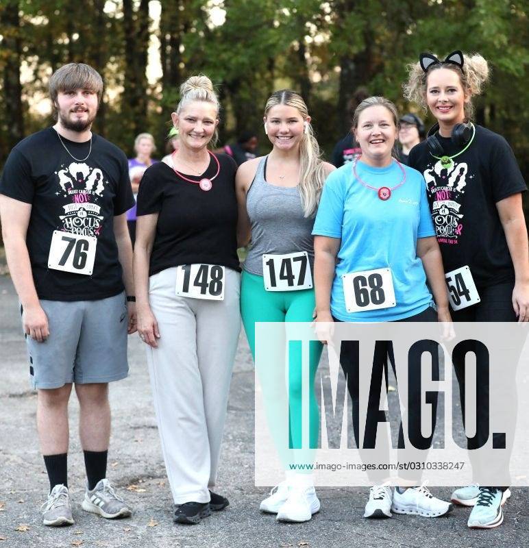 Syndication: The Tennessean James Michie, Kelly Smith, Anna Grace Smith ...