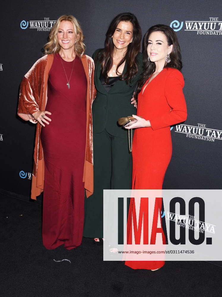 Wayuu Taya Gala - NYC Sarah McLachlan and Patricia Velasquez at the ...