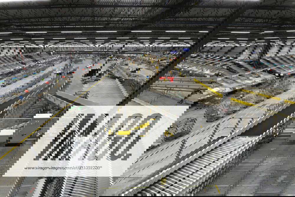 Bpost Presents New Parcel Sorting Machine in Antwerp X ANTWERPEN ...