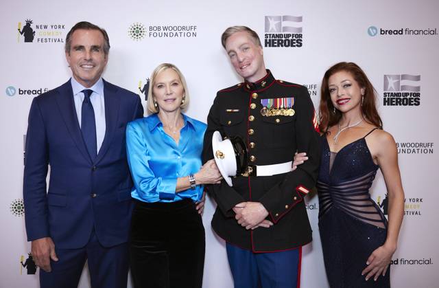 New York, New York, USA: Bob Woodruff, Lee Woodruff and USMC Lance ...