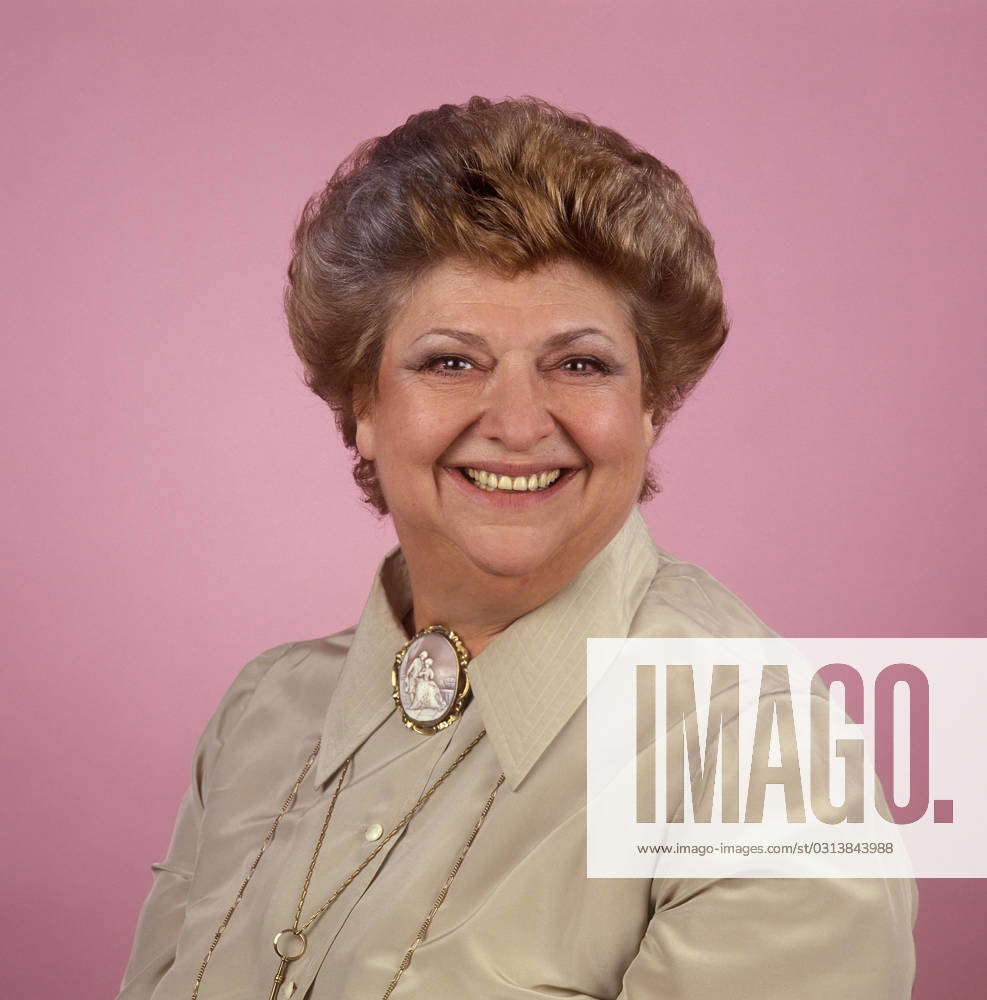 Claire Rayner, broadcaster, writer and agony aunt Claire Rayner ...