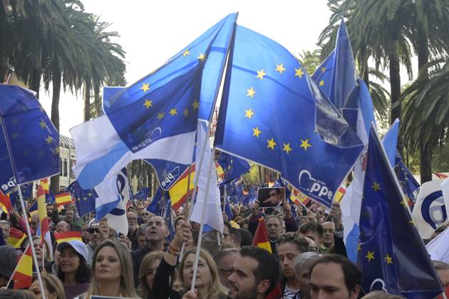 Anti-Amnesty Protest Across Spain Thousands of people during a ...