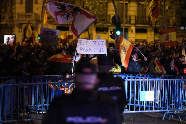 Anti-Amnesty Protest - Madrid Thousands of people during a PP ...