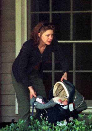 Frasier star Jane Leeves has a baby girl 4087 MALIBU, CALIFORNIA ...