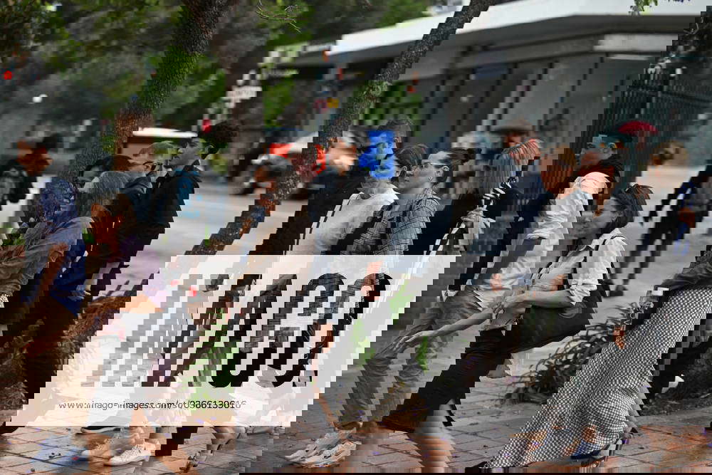 TYRELL EDWARDS COURT, Family and friends of Tyrell Edwards arrive for a ...