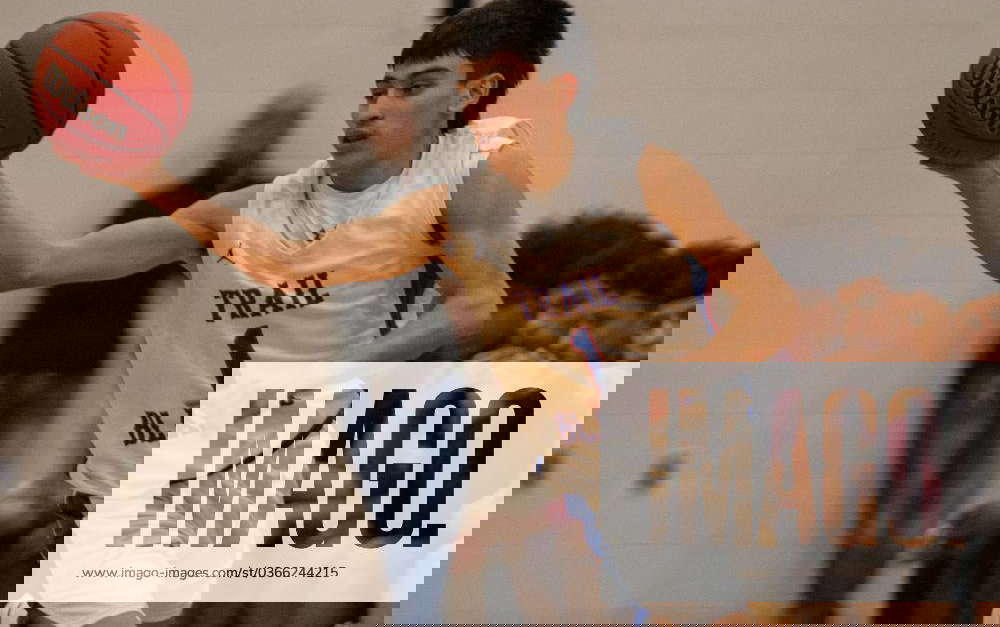 Syndication: El Paso Times Americas Christian Baca dribbles down the ...