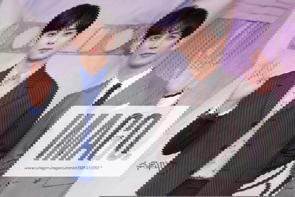 S. Korean actors Cha Eun-woo and Park Ki-woong S. Korean actors Cha Eun-woo and Park Ki-woong South