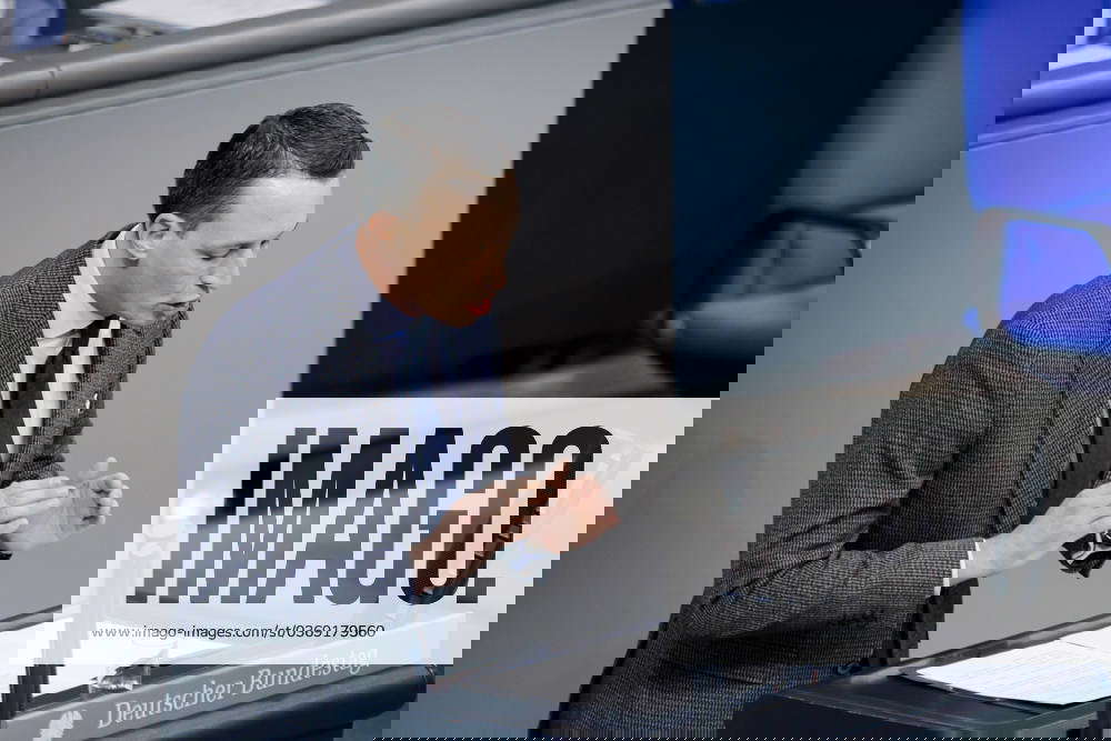 Matthias Helferich, Member of the Bundestag, non-party, speaks in the ...