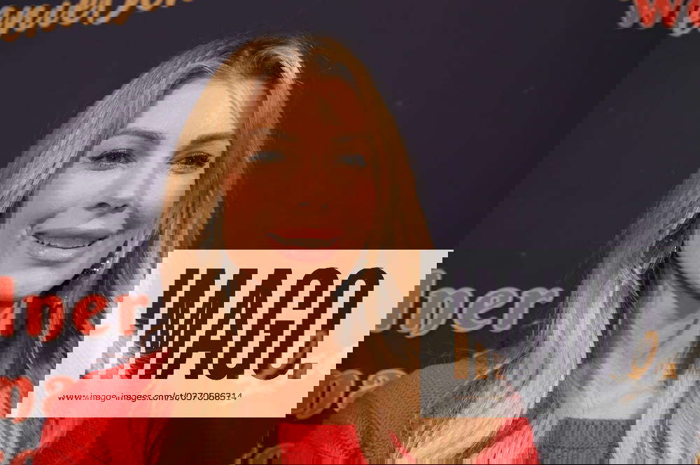 Model Annika Gassner attends the premiere of the 8 Cologne Christmas