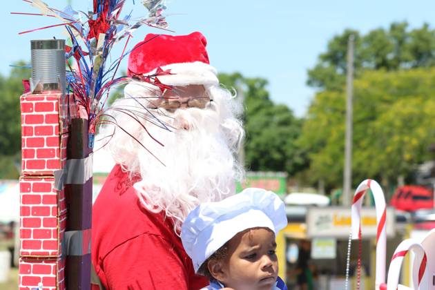 Syndication: The News-Messenger Santa Claus, Fremont Mayor Danny ...