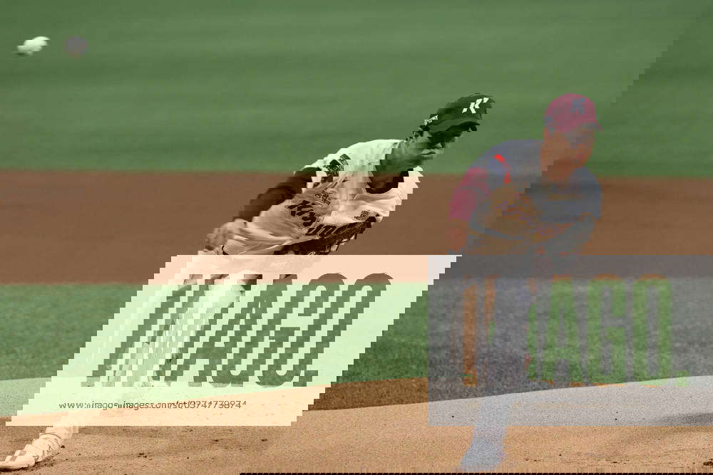 KBO Postseason: Kiwoom Heroes vs. KT Wiz KBO Postseason: Kiwoom Heroes vs. KT Wiz Kiwoom Heroes