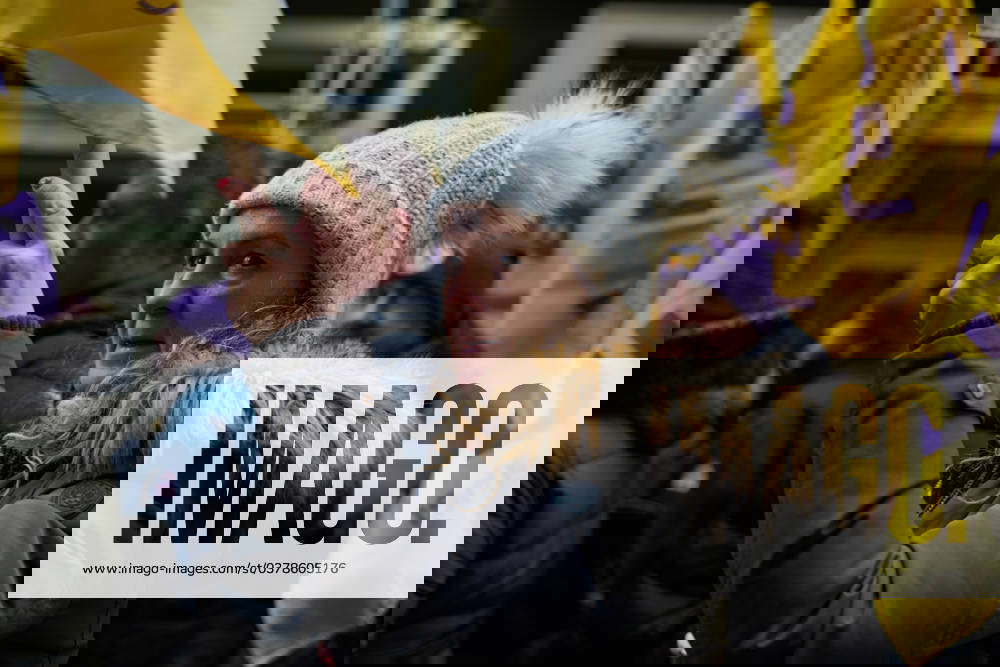 December 20, 2023, New York, New York, USA: Members of the 32BJ union ...