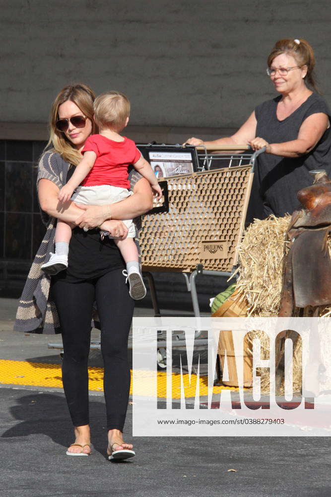 Hilary Duff, her mom Susan Colleen and son Luca take a trip to the ...