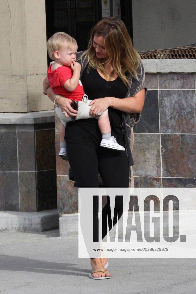 Hilary Duff, her mom Susan Colleen and son Luca take a trip to the ...
