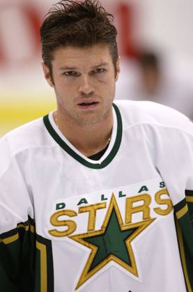 Jason Arnott Calgary, Alta. - 28 March 2002 - NHL player profile on ...