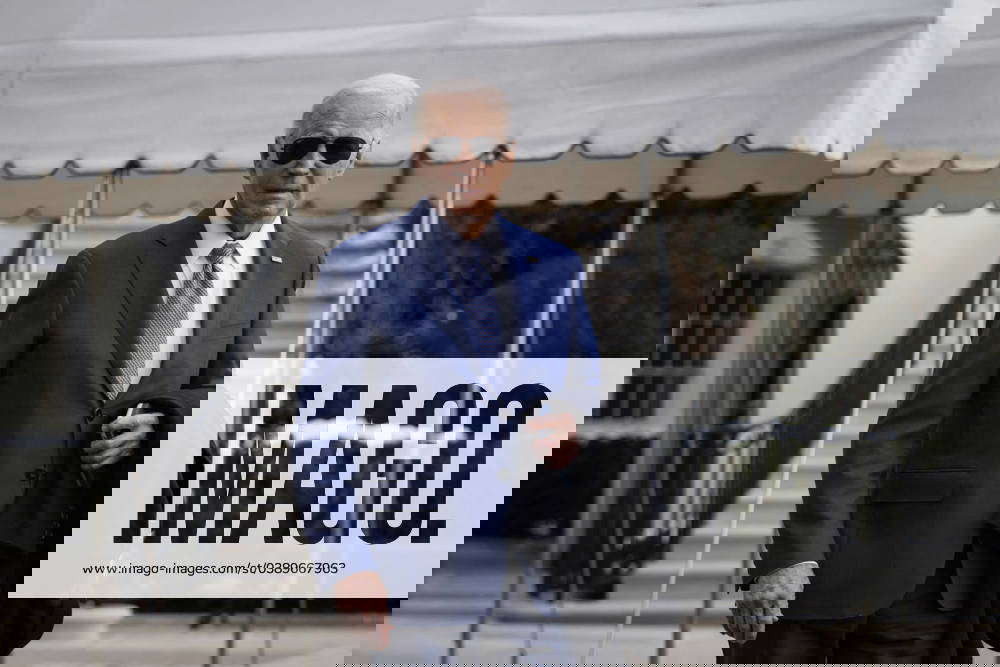 Biden Leaves White House - Washington US President Joe Biden walks on ...