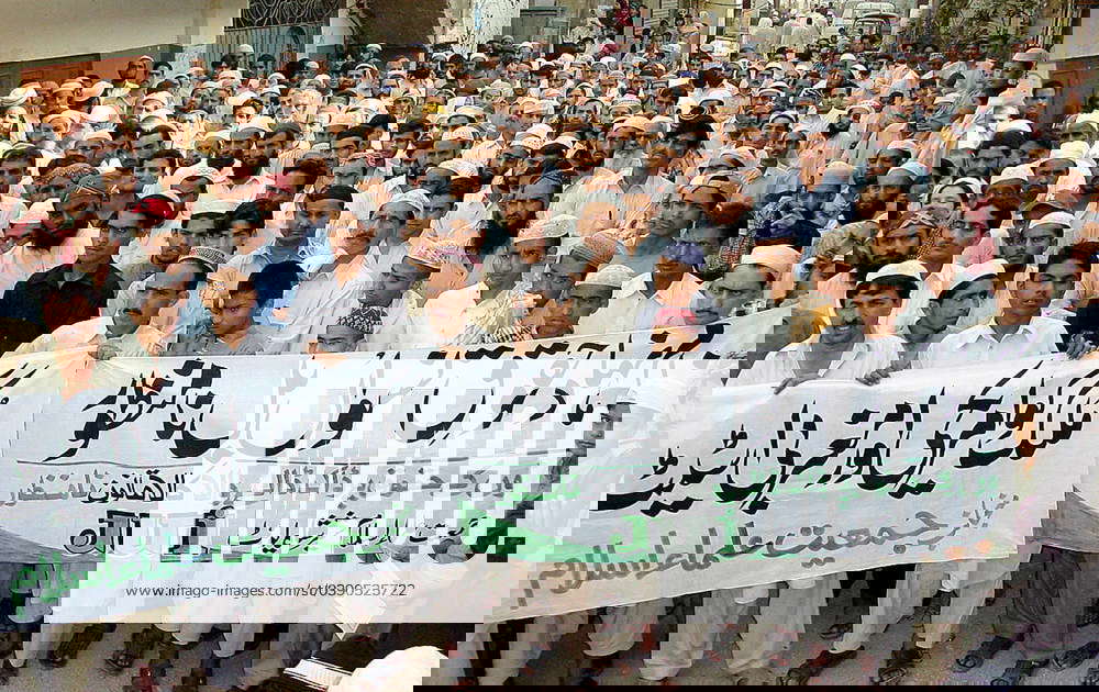 Activists of Jamiat Ulema Islam protest against Women s Protection Bill ...