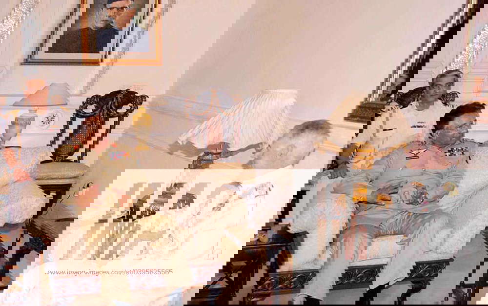 US Centcom Commander, Admiral William J. Fallon called on Pakistan ...