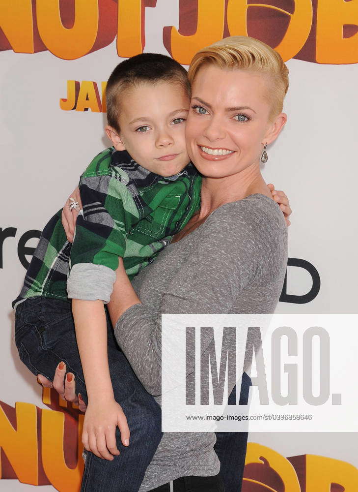 Jaime Pressly and son Dezi James Calvo arrive at The Nut Job Los ...