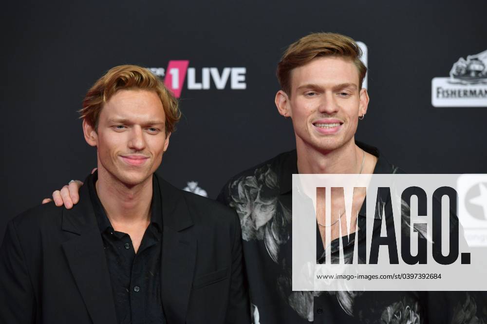 Oh Brother Band 11 23 thg Felix and Lucas Hain from the band Oh Brother ...