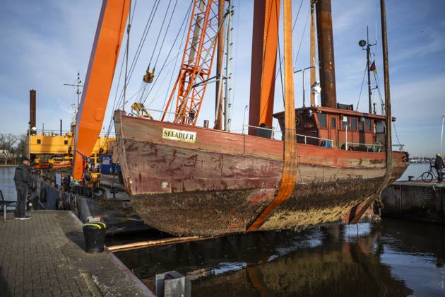 The salvage of a 60-ton fishing cutter that sank in November has begun ...