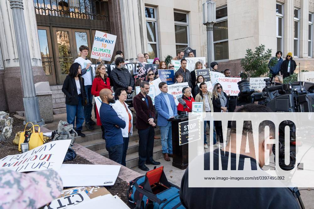 Syndication: Austin American-Statesman Rethink35 holds a press ...