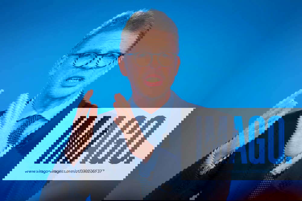 Deutsche Bank Annual Media Conference 2024 Christian Sewing CEO ...