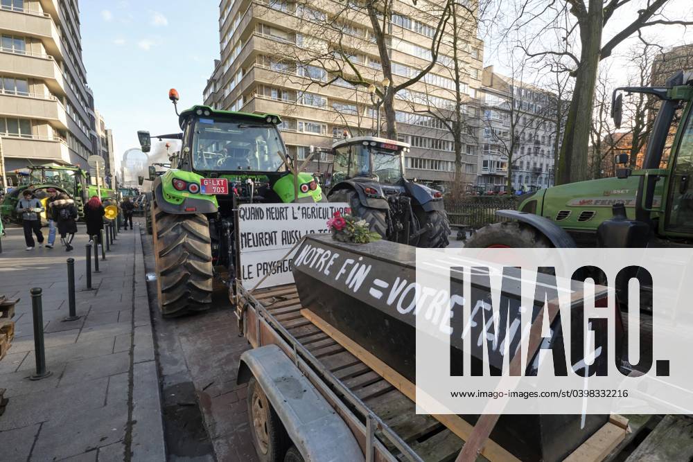 Farmers Set Some Fire Ouside The EU Parliament - Brussels Few farmers ...